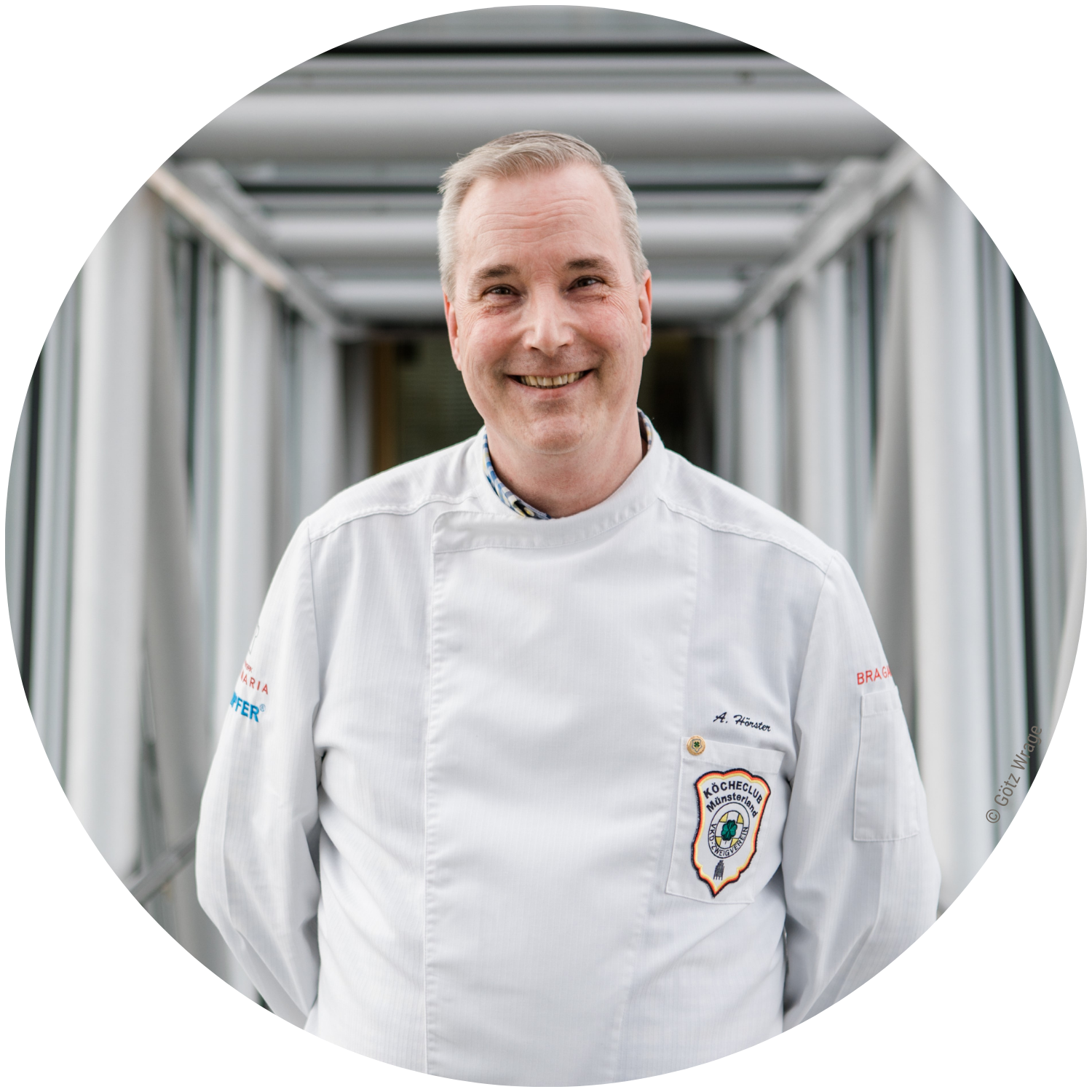 International cooking spectacle “shows face”